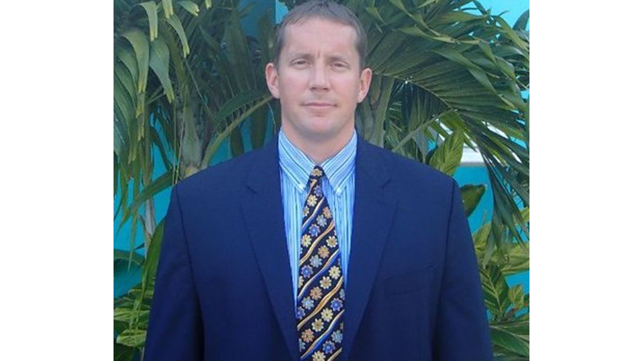 AXA XL promotes Gazzard to E&O product line leader | Bermuda Re